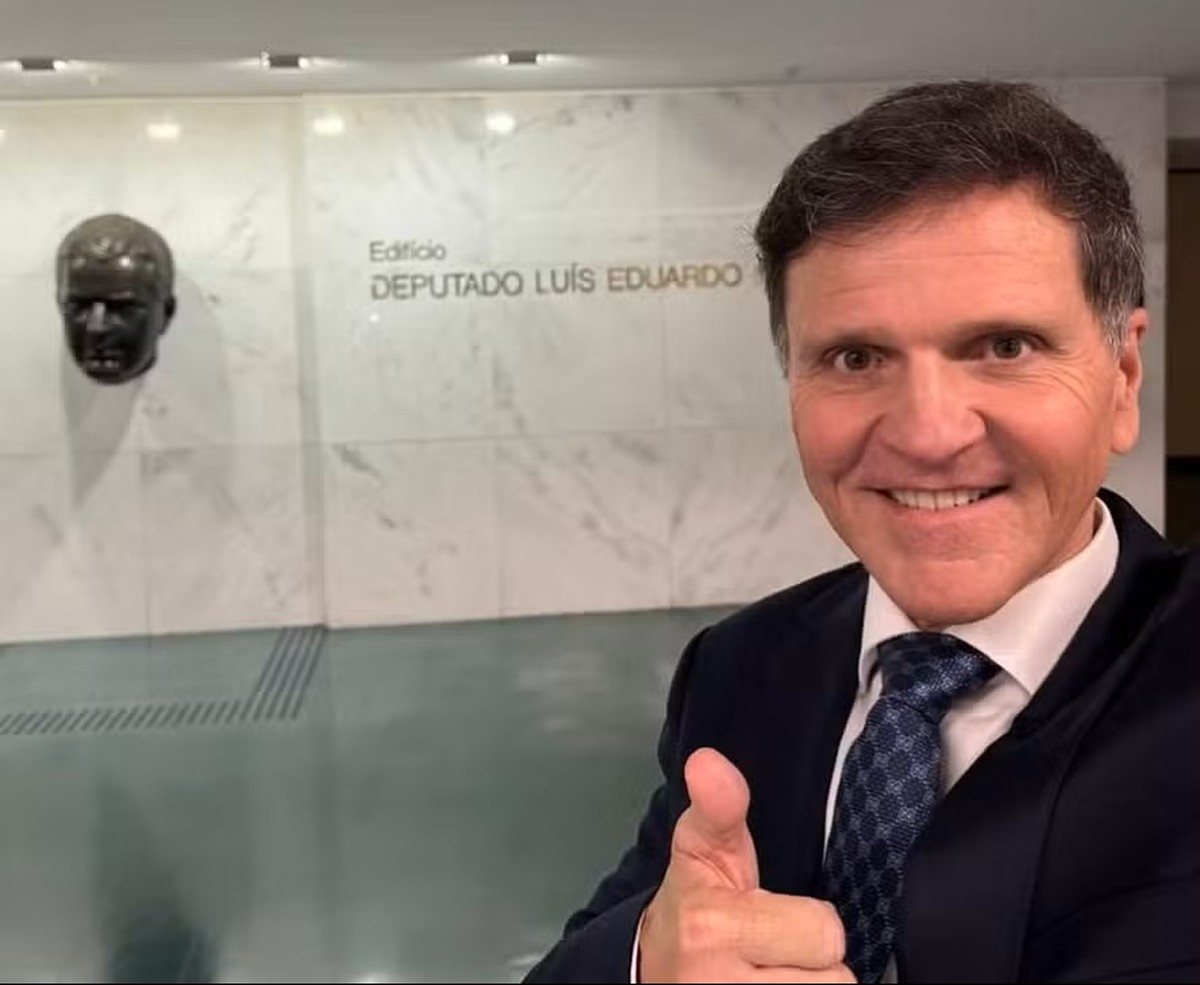 Morre o empresário Alexandre Carvalho, de 58 anos, depois de sofrer ...