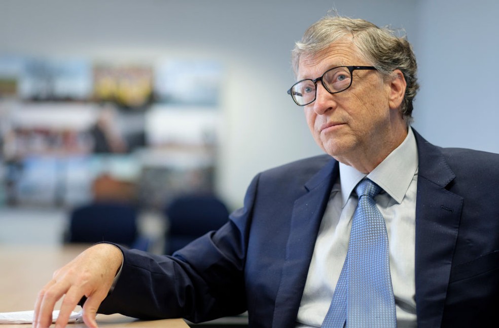 Bill Gates celebra os 50 anos da Microsoft revelando o código-fonte do ...