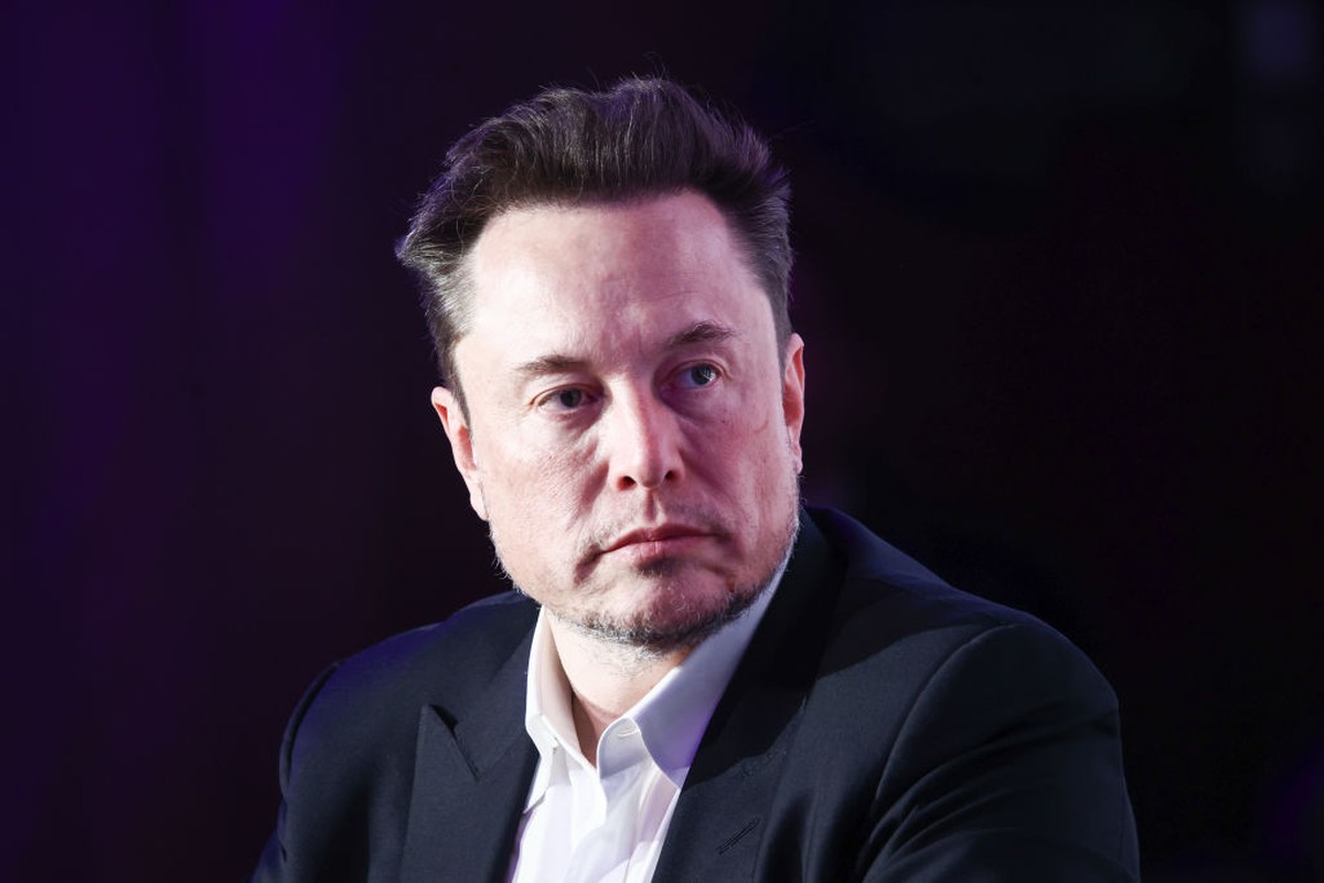É falso que Elon Musk comprou a Ford | Empresas | Época NEGÓCIOS
