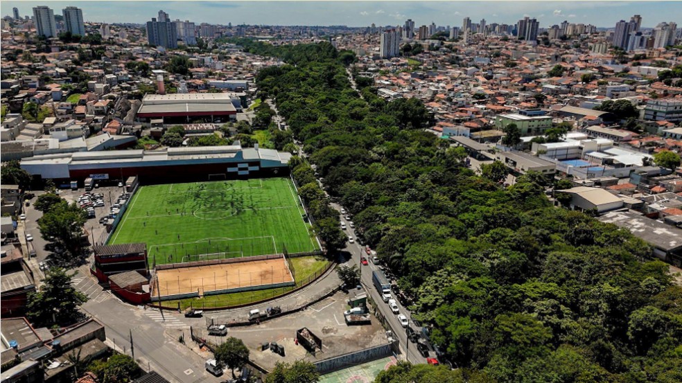 O parque linear que 'brotou' no meio do entulho em São Paulo com ...