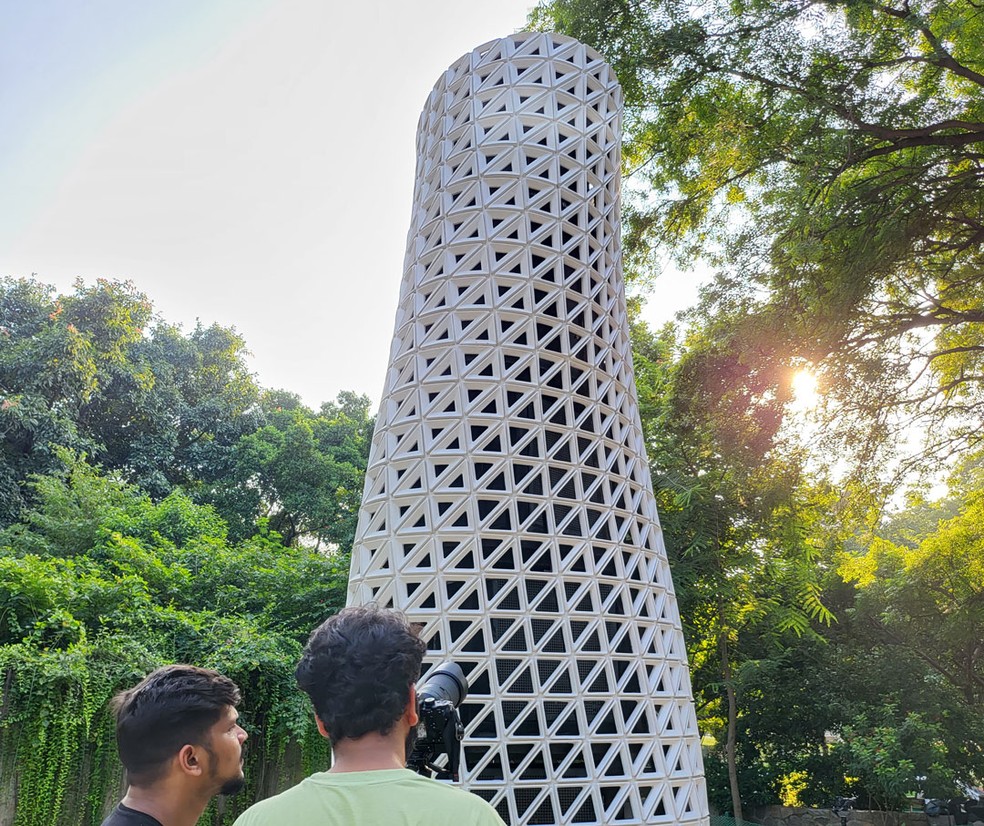 Torres projetadas na Índia prometem purificar ar em cidades poluídas ...