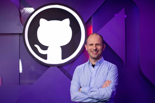 'Programar uma máquina será uma habilidade essencial para todos', prevê CEO do GitHub