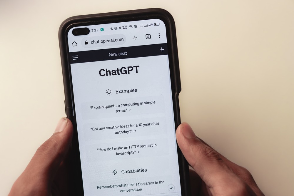 ‘CheatGPT’: funcionários usam IA secretamente para realizar tarefas em ...