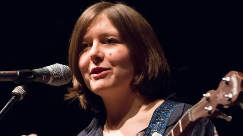O 'álbum novo' de cantora folk que nem ela conhecia – criado com ...