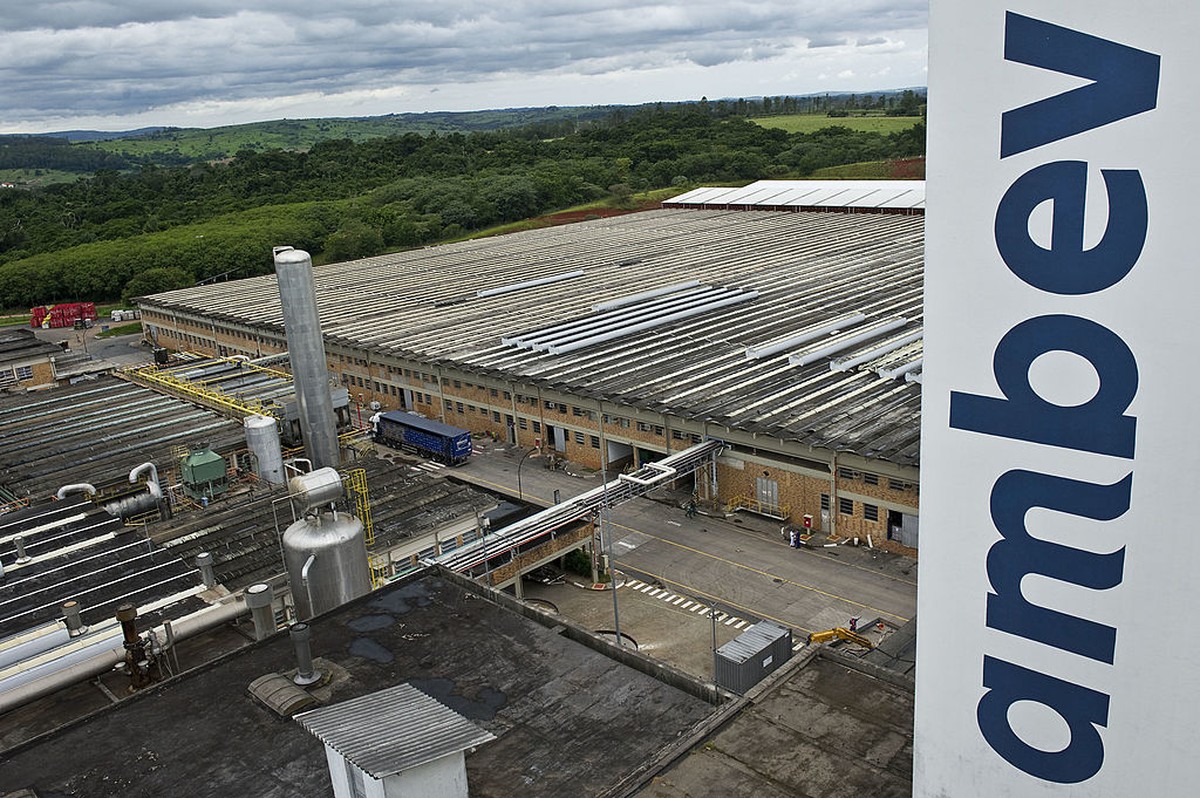 Ambev encerra 4º trimestre com lucro líquido consolidado de R$ 4,528 bi ...
