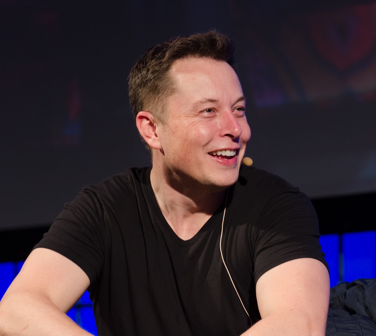 Com ações da Tesla em alta, Elon Musk volta a ser o mais rico do mundo
