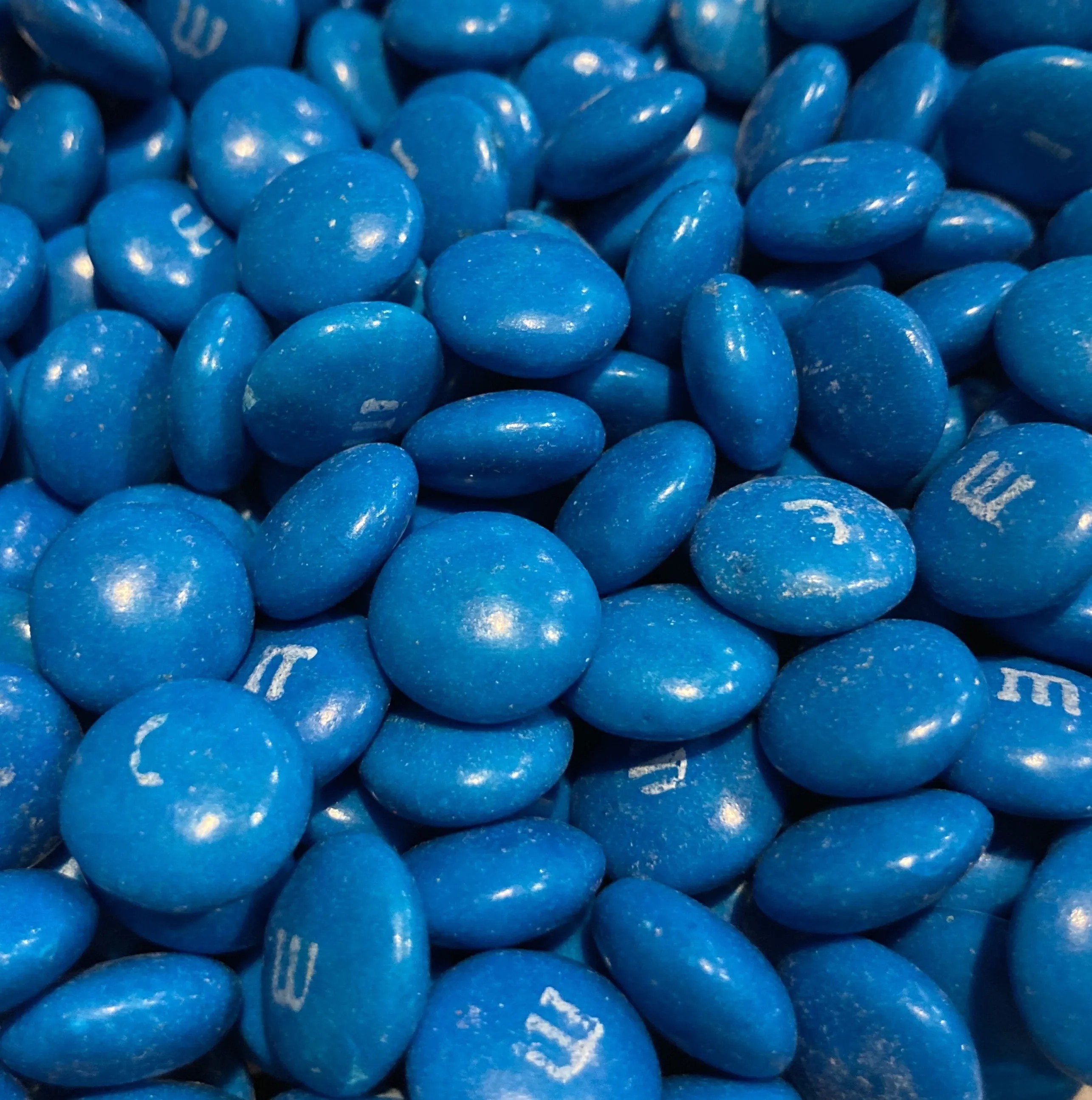M&M's sem corantes artificiais? Mars enfrenta desafio milionário para ...