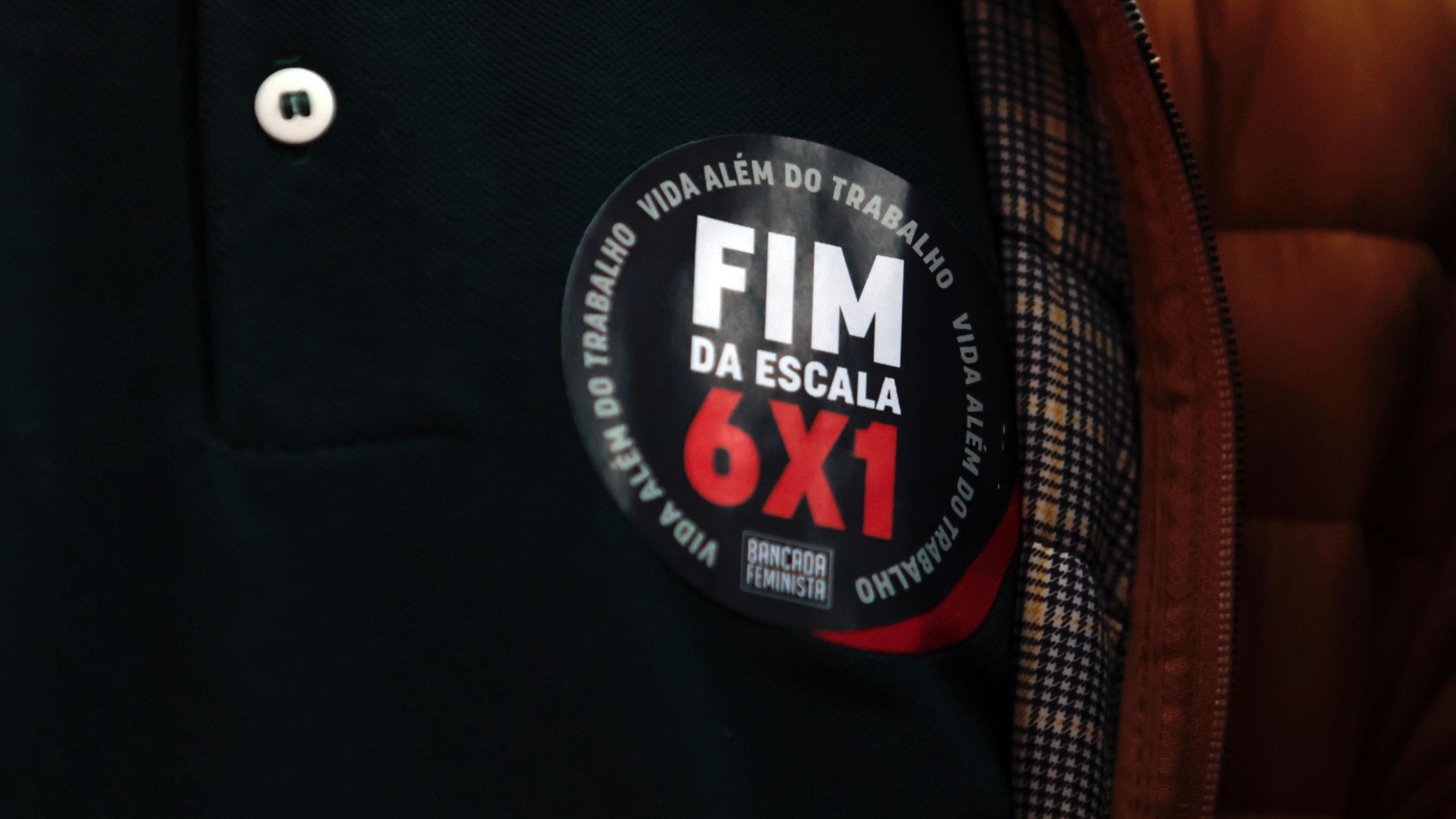 O que prevê projeto para fim da escala 6x1 que governo Lula mandou para ...
