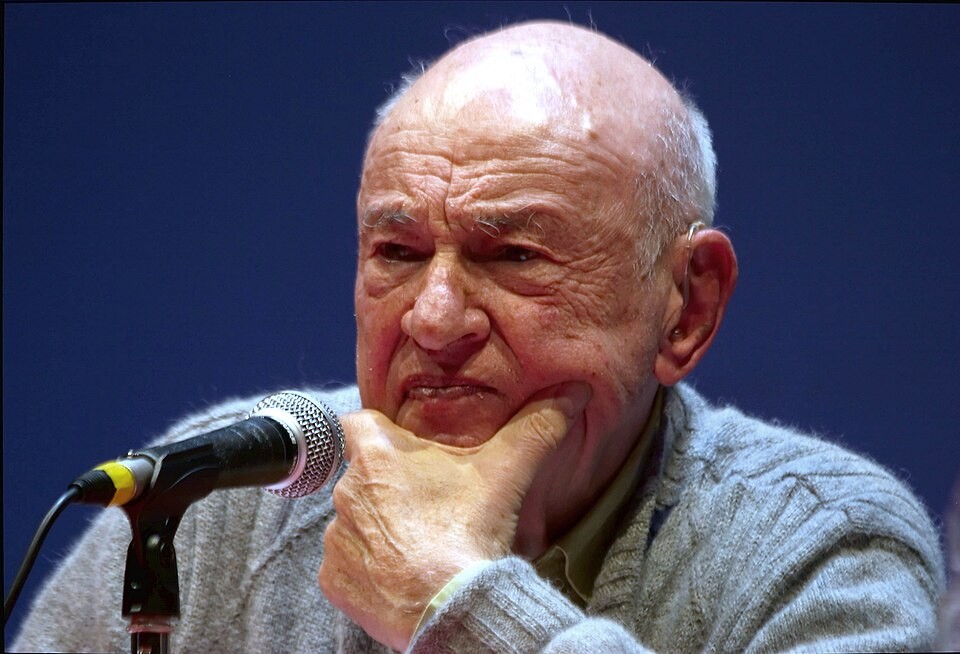 Pensador Edgar Morin morre aos 104 anos