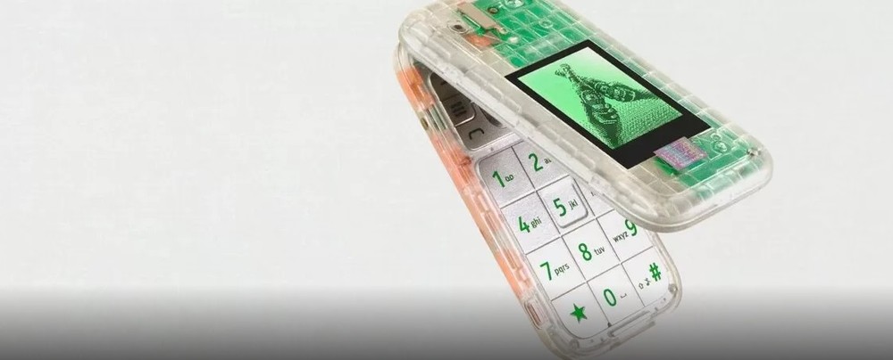 Heineken lança 'celular burro' para estimular conversa em bar; conheça ...