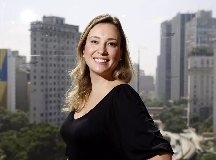 Fundadora de fintech, presidente da Abstartups e agora CEO do 'Waze das ...