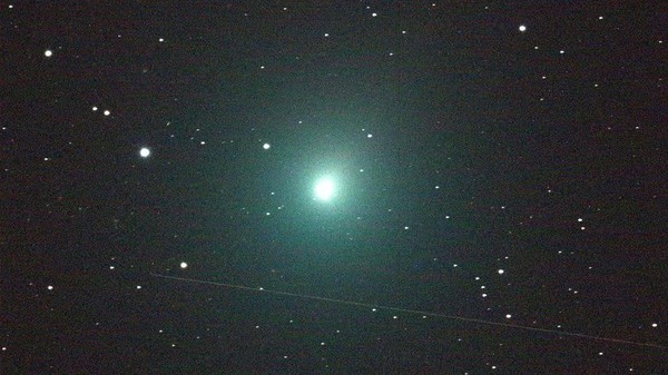 Cometa que se aproxima da Terra a cada 50 mil anos será visível a ...