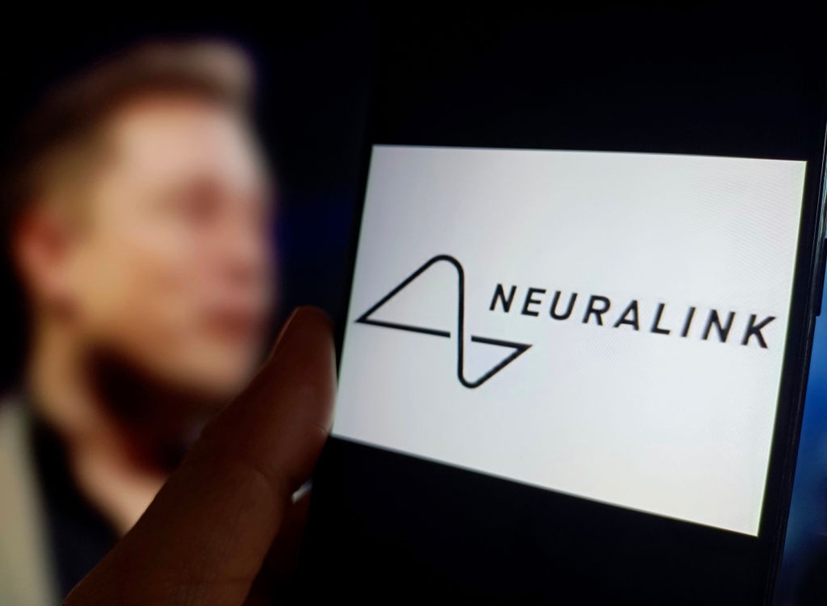Segundo paciente com chip da Neuralink já consegue jogar Counter-Strike 2