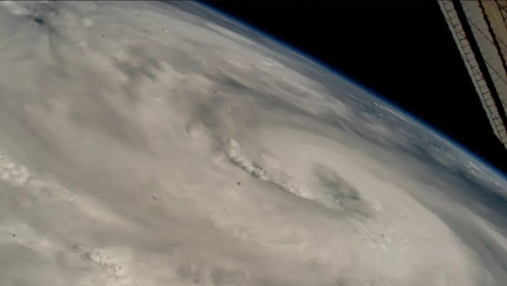 As fotos mais impressionantes feitas pelos astronautas da Estação ...