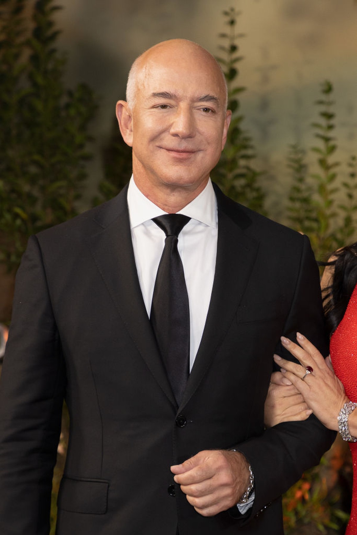 Conheça os três jatos secretos de Jeff Bezos, que valem US$ 140 milhões ...