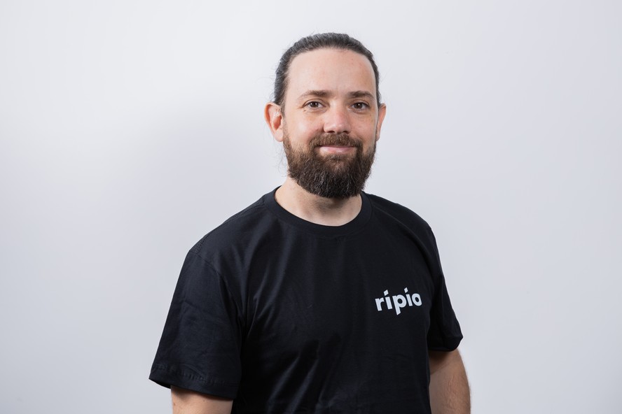 Investimentos em AI barraram crescimento das criptomoedas, diz CEO da Ripio