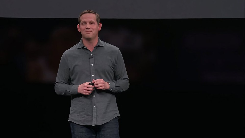 Ford contrata ex-chefe da Apple TV+ para liderar equipe de software ...