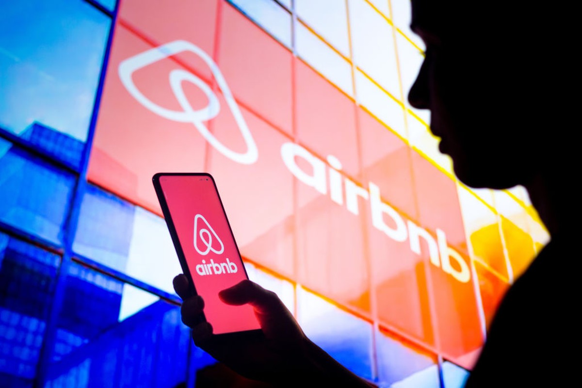 Airbnb se reinventa e lança plataforma com serviços e experiências além ...