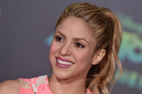 Shakira acumulou fortuna com sucesso global em três décadas de carreira ...