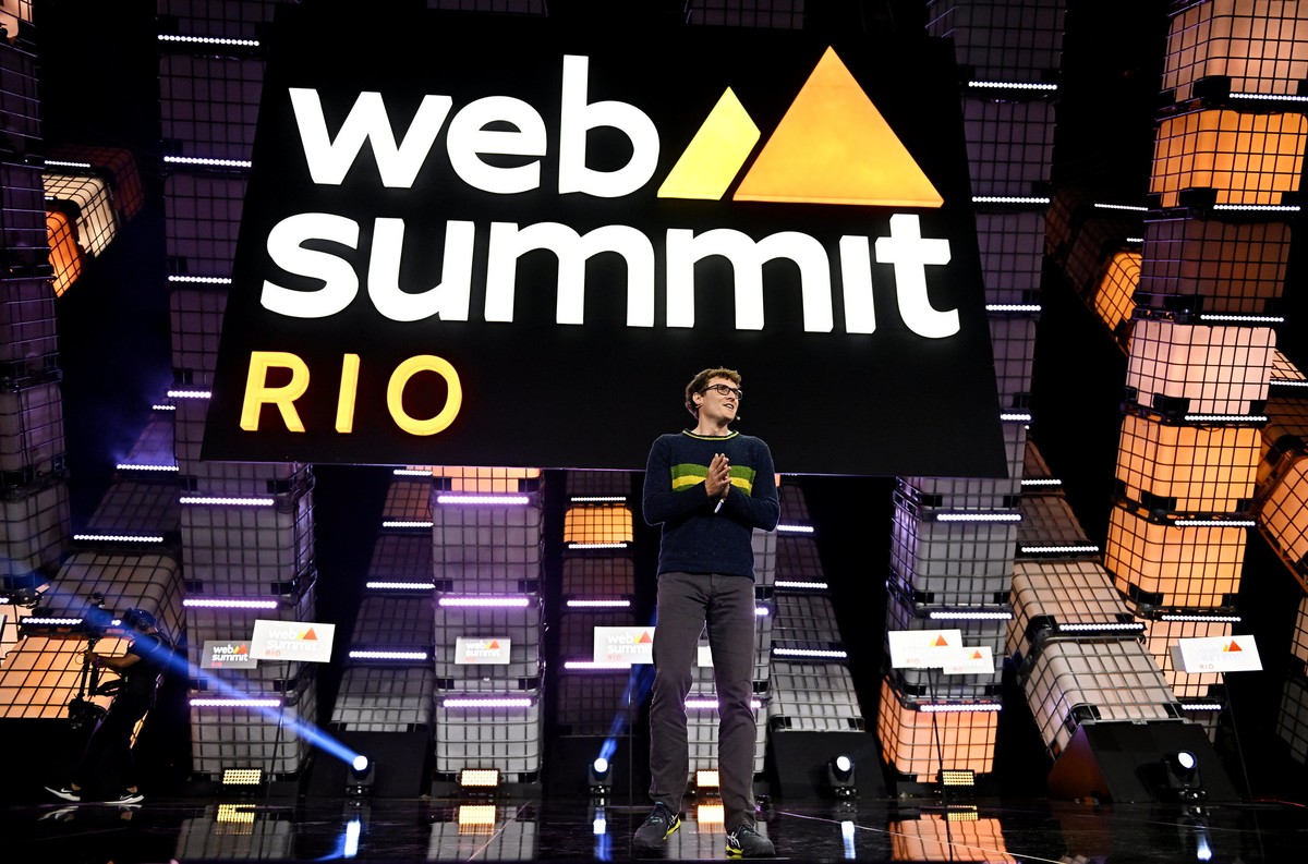 Web Summit Rio começa com ativismo, inteligência artificial e samba ...