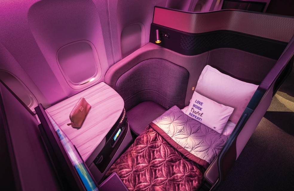 Como são as suítes com cama de casal da Qatar Airways, eleita a melhor ...