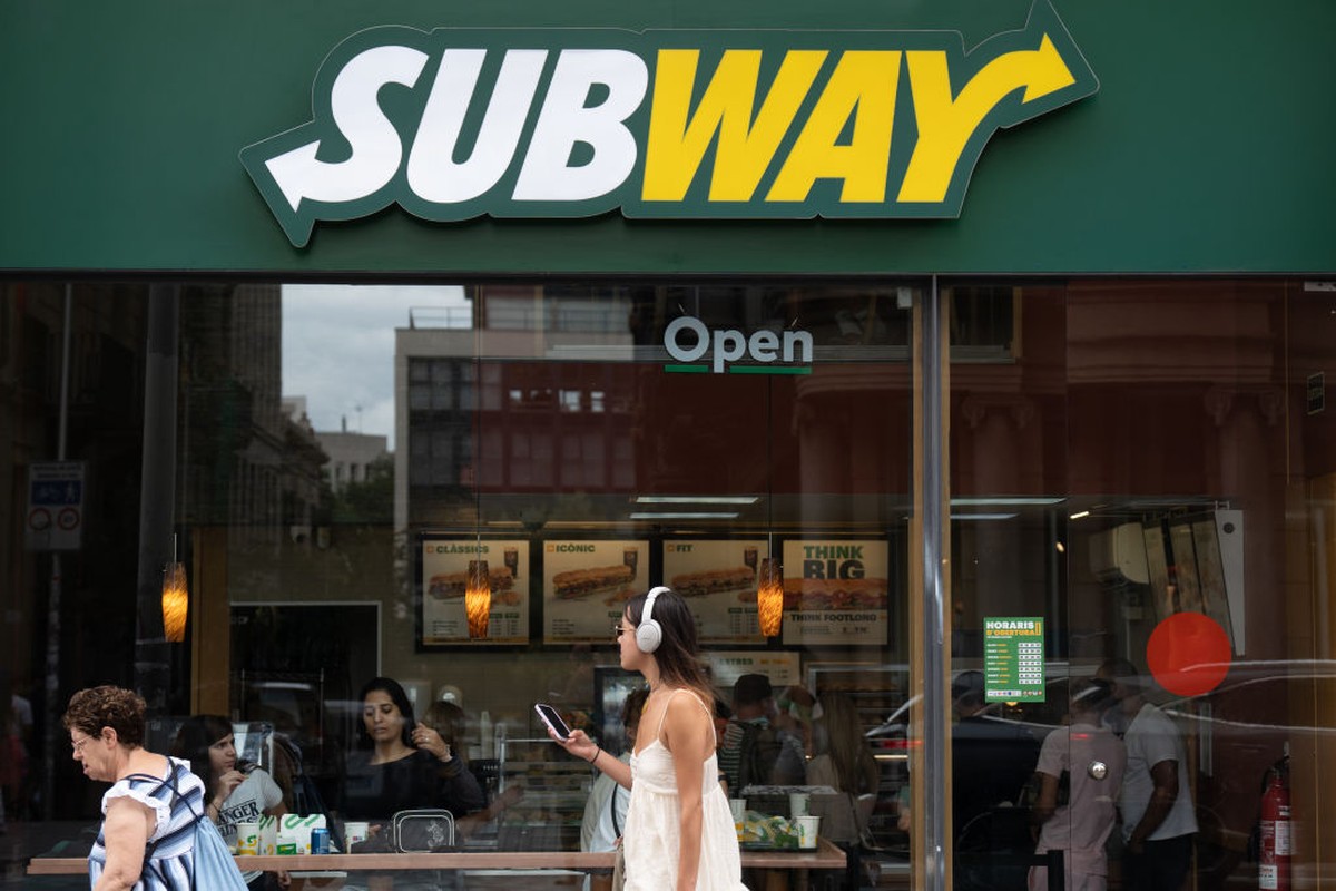 Mulher é cobrada em cerca de R$ 5 mil por três lanches do Subway | Mundo | Época NEGÓCIOS