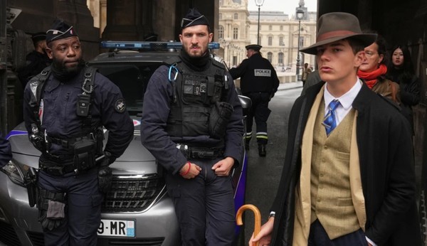 O adolescente fã de Sherlock Holmes que viralizou em foto 'misteriosa ...