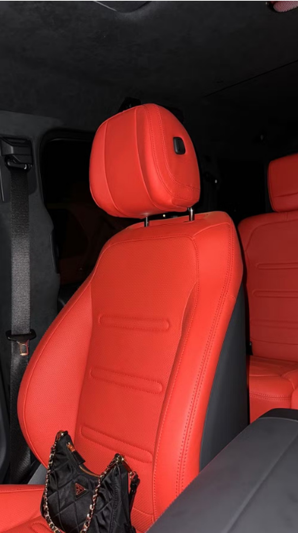 Após Olimpíada, Simone Biles compra novo carro avaliado em mais de R ...