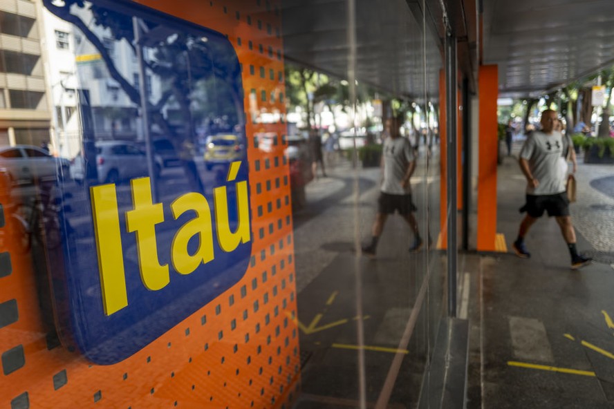 Lucro do Itaú no primeiro trimestre tem alta de 15,8% e chega a R$ 9,7 ...