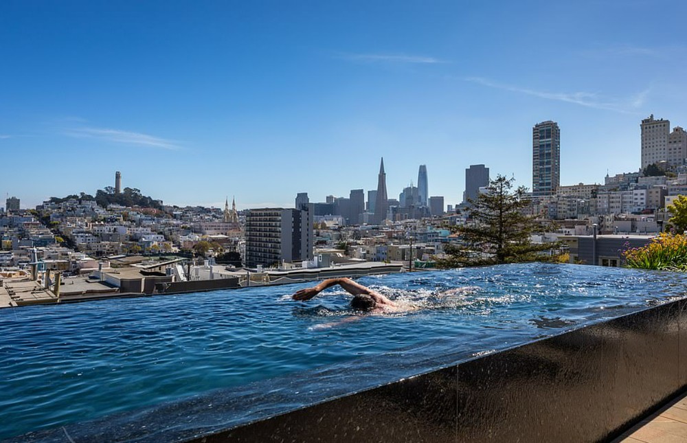 Bilionário da IA Sam Altman processa construtores de sua mansão de luxo ...