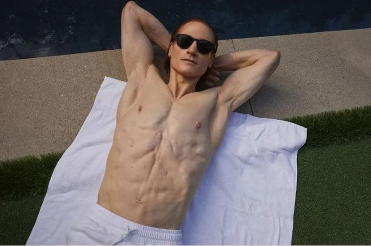 Suplemento de longevidade do guru Bryan Johnson faz usuários passarem ...