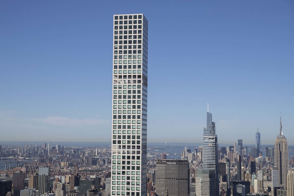 Bilionários querem deixar arranha-céu superluxuoso em NY que só dá ...