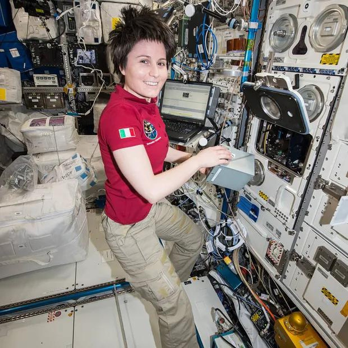 NASA: Volta de astronauta italiana é adiada novamente | Tecnologia ...