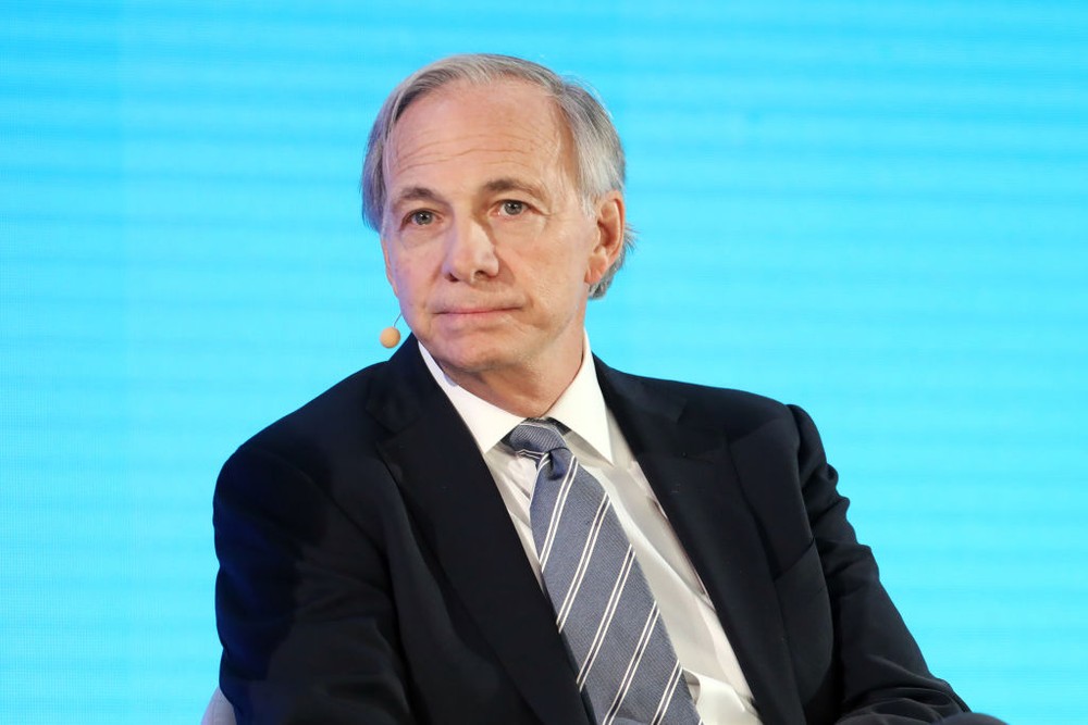 IA pode ser fabulosa e perigosa, segundo o investidor bilionário Ray Dalio