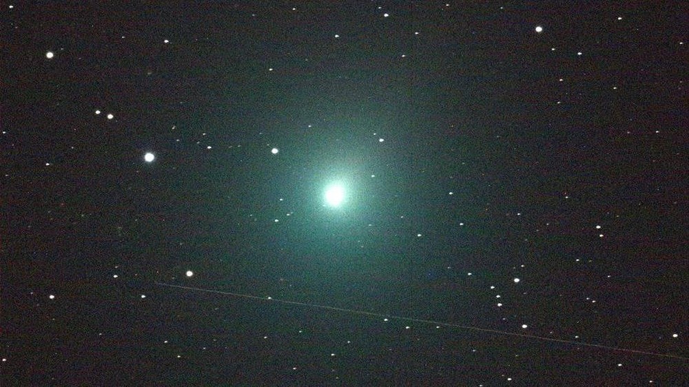 Cometa que se aproxima da Terra a cada 50 mil anos será visível a ...