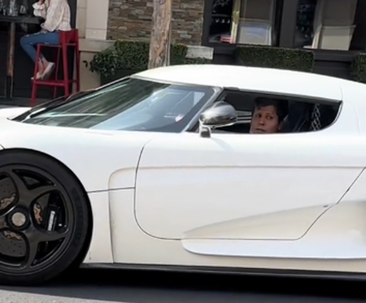 Vídeo no TikTok mostra Sam Altman dirigindo carro luxuoso que pode ...